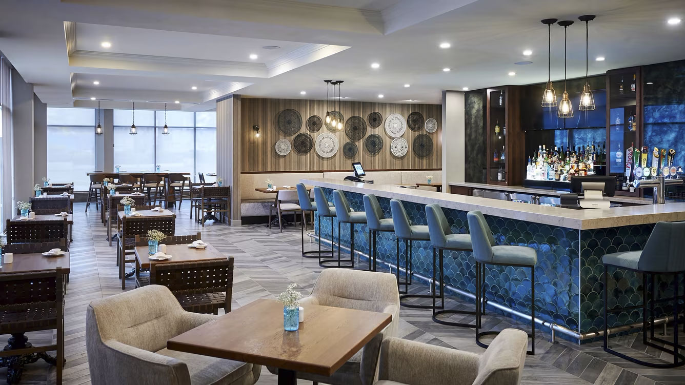 Driftwood Social Bar + Table - Visit Mississauga